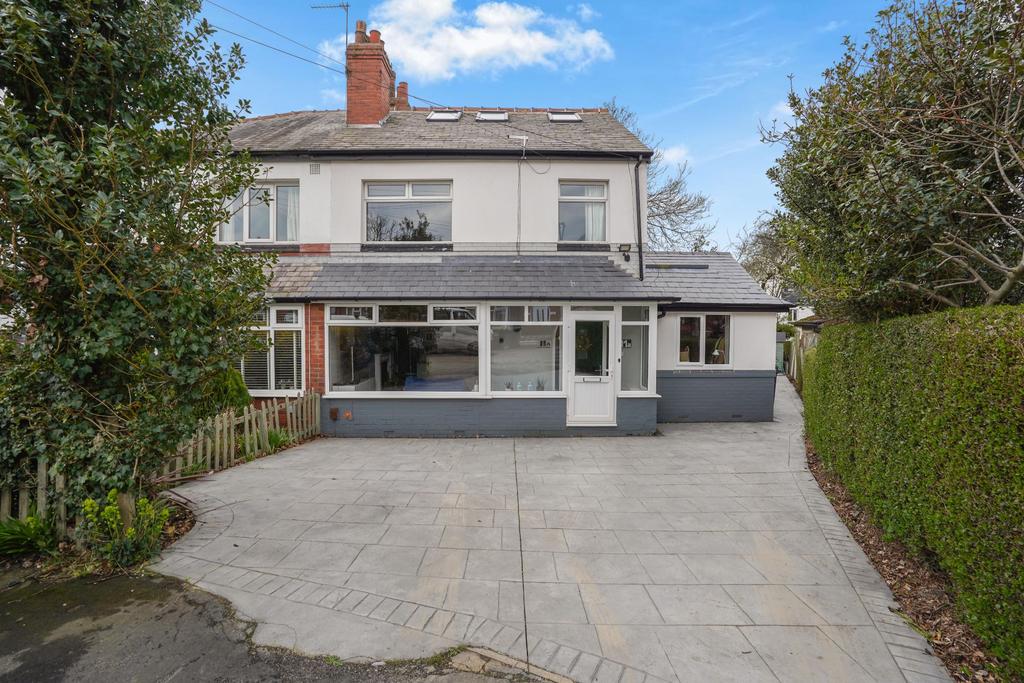 Leeds LS7 4 bed semi-detached house - £550,000