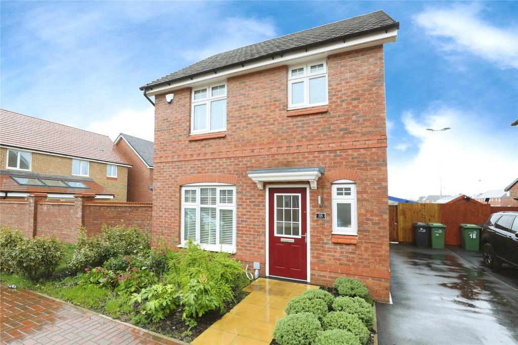 Charles Wayte Drive, Crewe, Cheshire... 3 bed detached house - £250,000