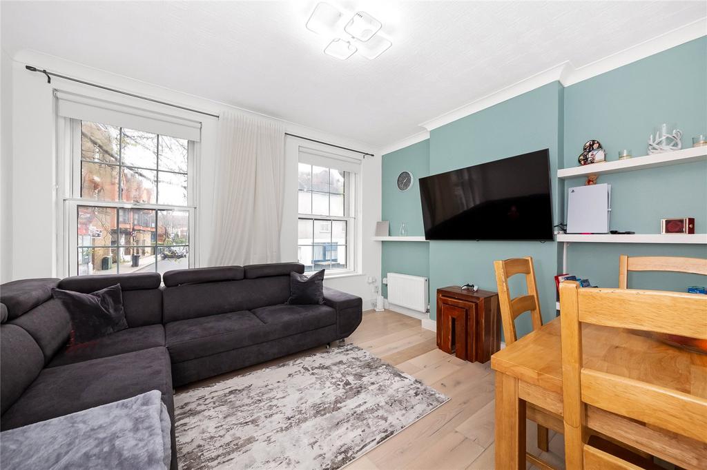 Pathfield Road, London, SW16 2 bed apartment - £315,000