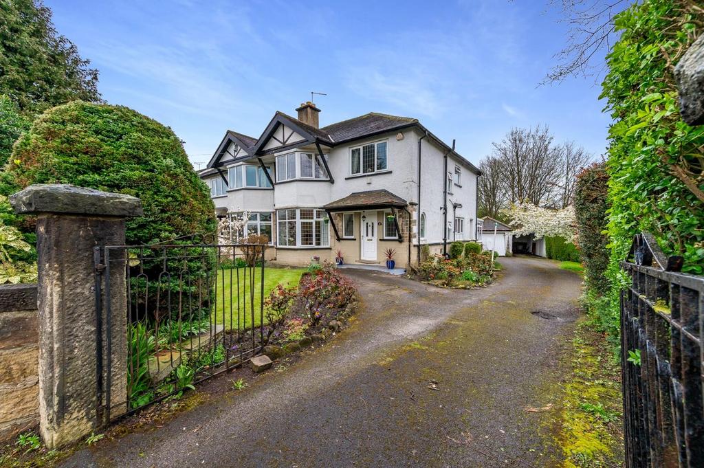 Stonegate Road, Leeds LS17 4 bed semi-detached house - £600,000