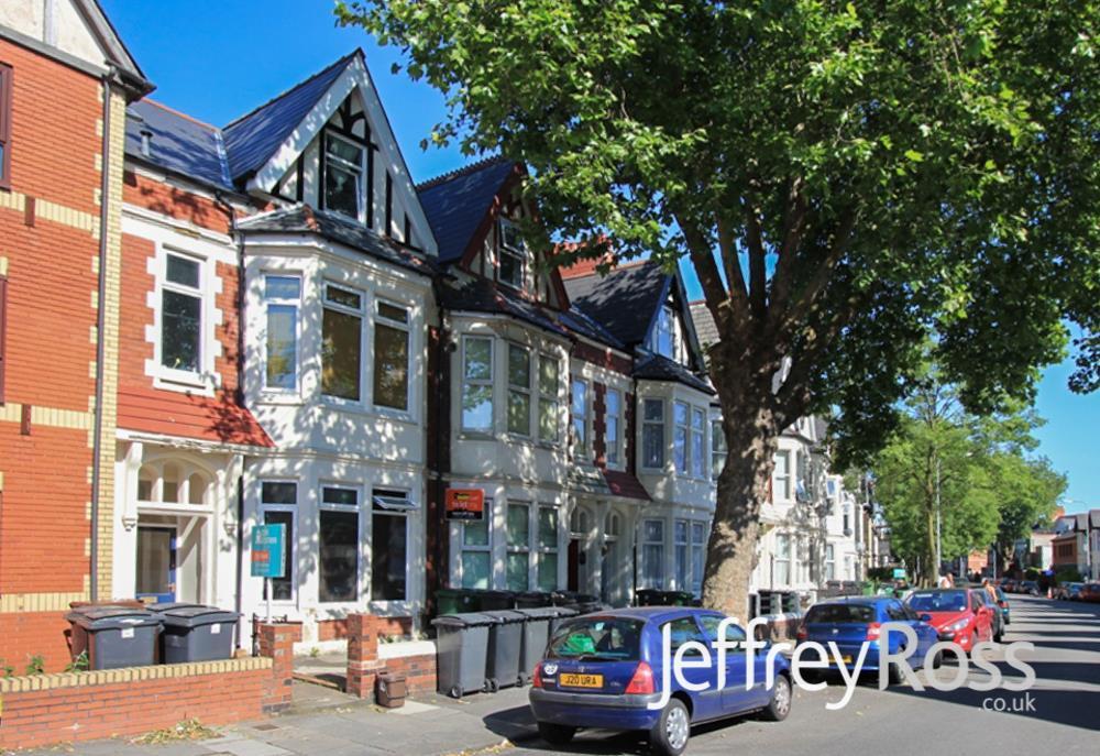 Penylan Road, Cardiff CF24 1 bed flat - £900 pcm (£208 pw)