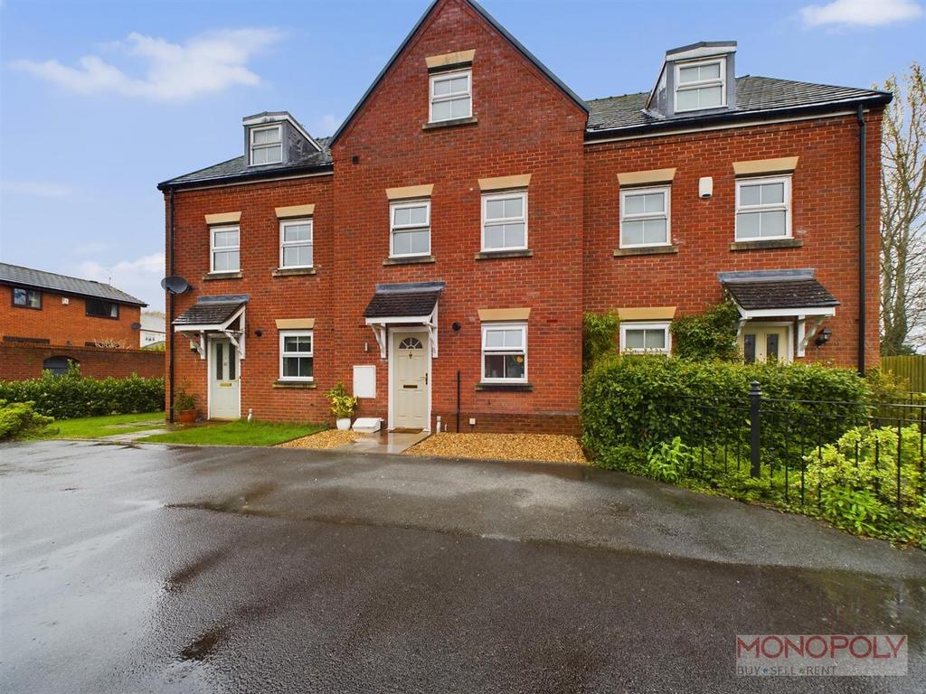 Acton Hall Walks, Wrexham 3 bed house for sale - £220,000