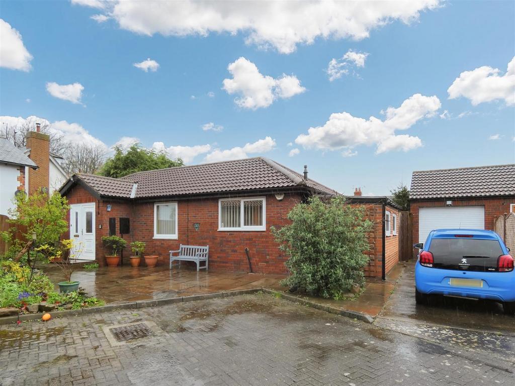 Pennyfine Close, Preston Village 3 bed bungalow - £370,000