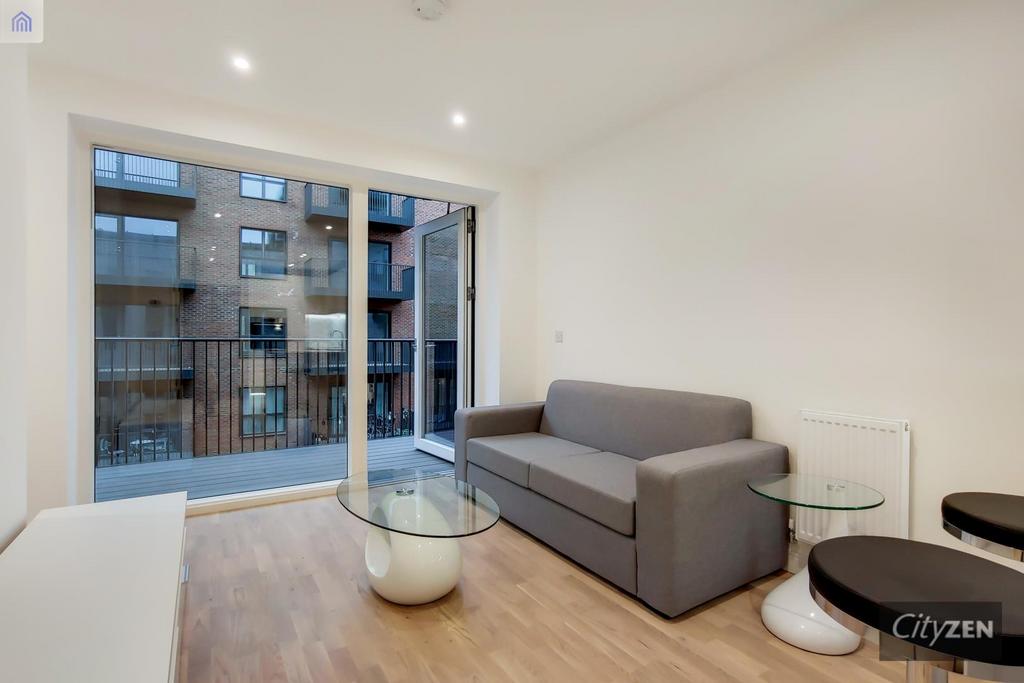 Edwin House, 2 Accolade Avenue... Studio - £1,257 pcm (£290 pw)