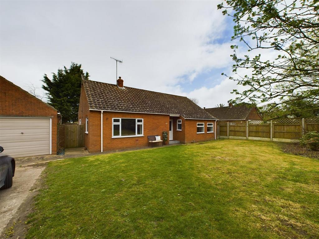 Mundesley Road, Overstrand 3 bed detached bungalow for sale - £425,000