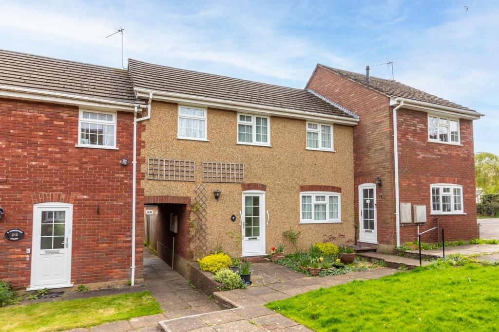 Parsonage Court, Tring 2 bed terraced house for sale - £390,000