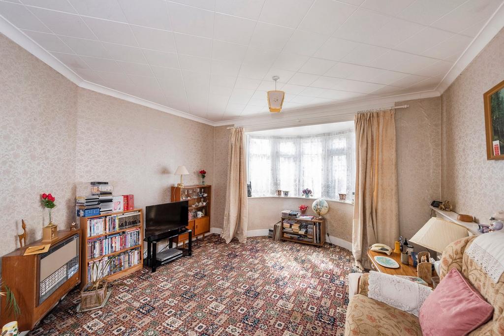 Heathside Avenue Bexleyheath Da7 3 Bed Semi Detached House £475 000