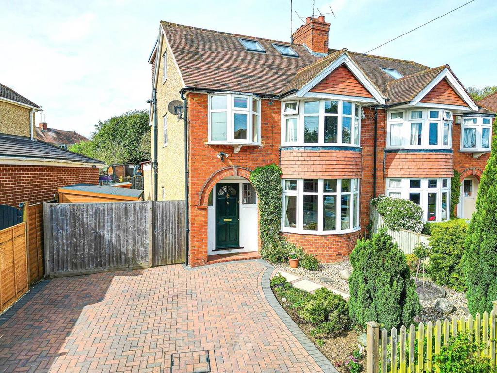 Fernbrook Road, Caversham Heights 4 bed semi-detached house - £789,950