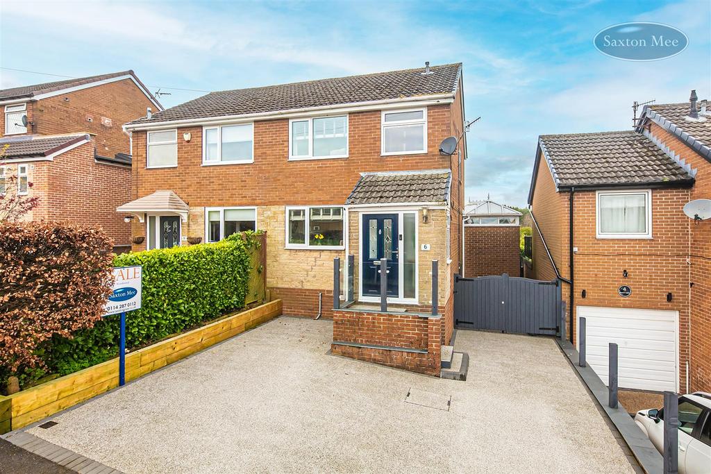 Green Lane, Stocksbridge, Sheffield 3 bed semi-detached house - £240,000