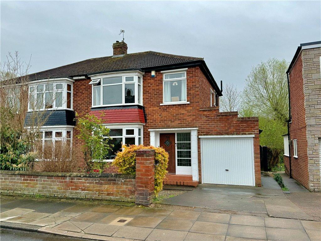 Lealholme Grove, Stockton-On-Tees TS19 3 bed semi-detached house - £170,000
