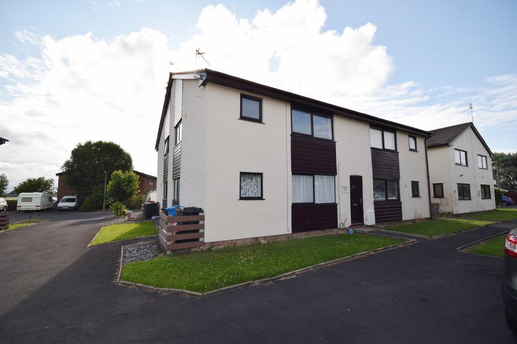 Hoghton Close, St Annes Studio - £58,995