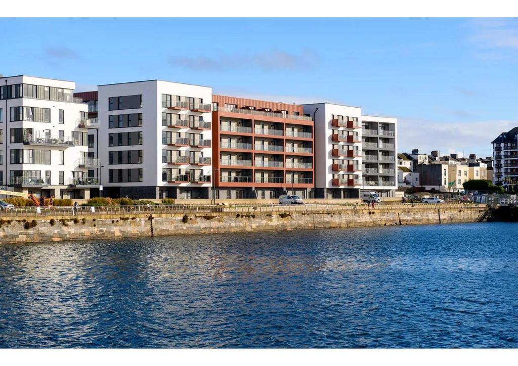 Aqua House, Trinity Street, Plymouth 2 bed apartment - £315,000