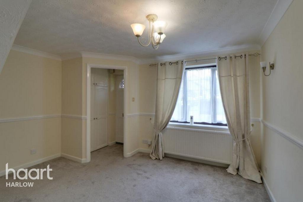 Markwell Wood, HARLOW 2 bed terraced house to rent - £1,500 pcm (£346 pw)