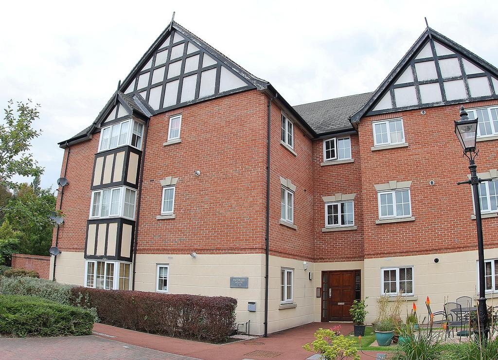 Waterloo House, Marine Approach... 2 bed apartment - £825 pcm (£190 pw)