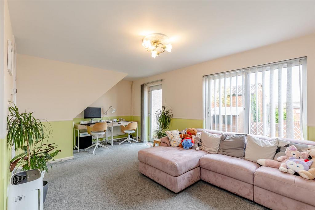 Grasmere Close, Bristol BS10 2 bed end of terrace house for sale - £315,000