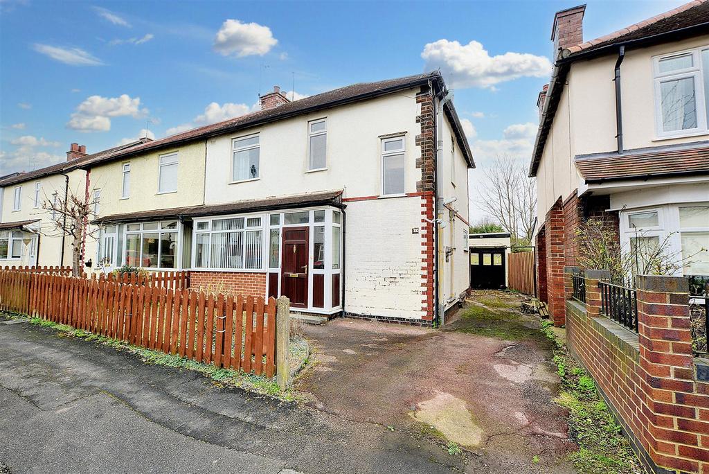 Kingrove Avenue, Beeston, Nottingham 3 bed semi-detached house - £335,000