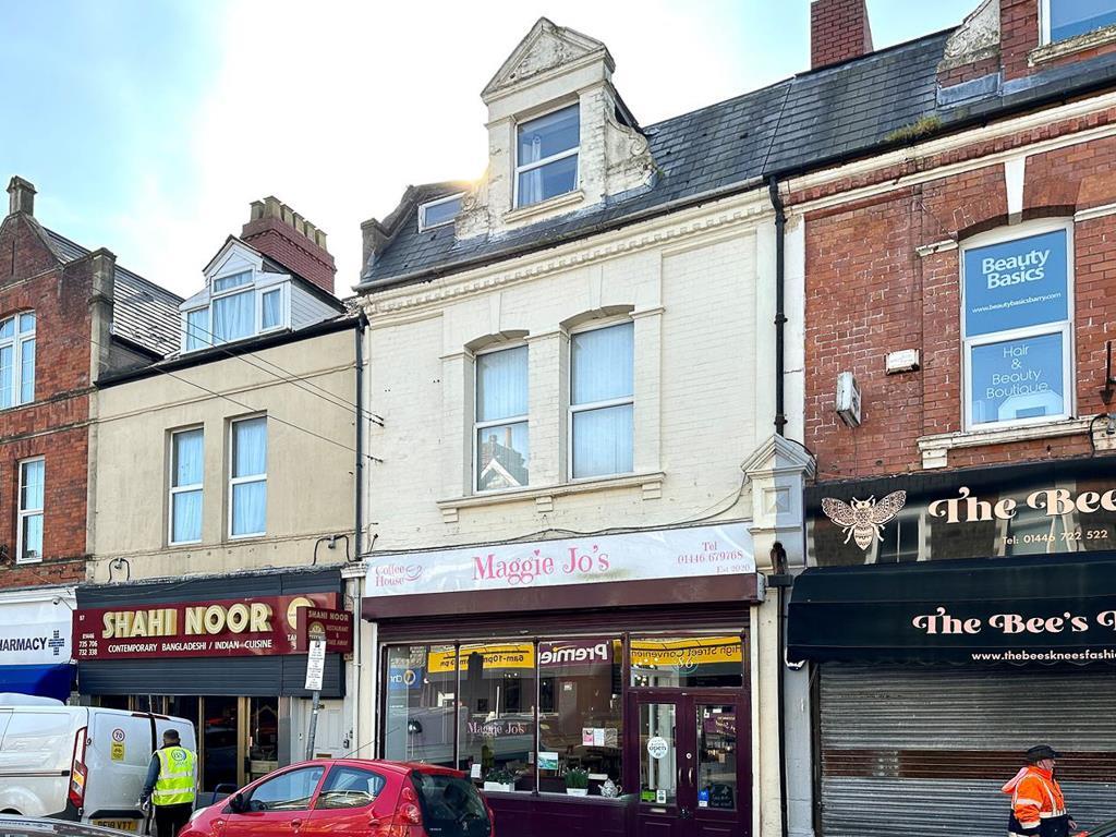 High Street, Barry Property - £240,000