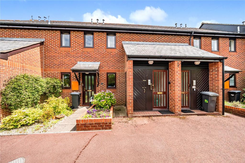 Victoria Road, Mortimer Common RG7 2 bed apartment for sale - £195,000