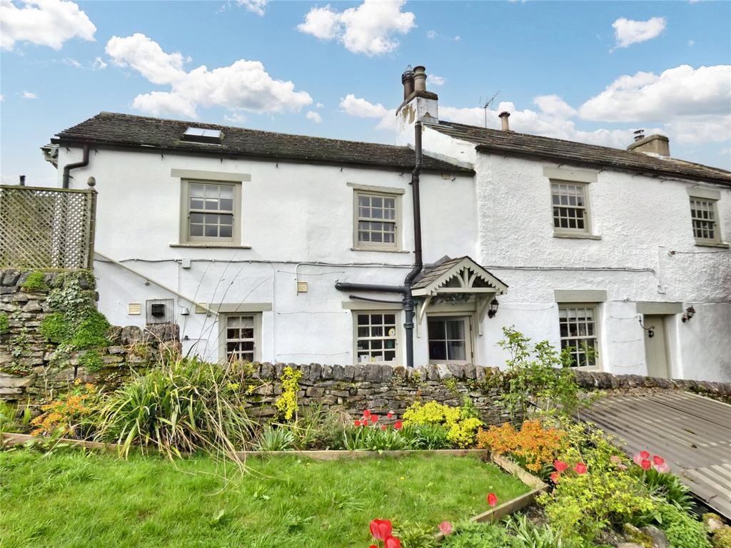 North Road, Middleham, Leyburn, DL8 3 bed detached house - £425,000