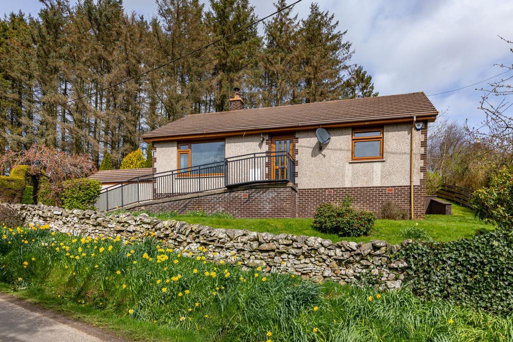 Bowland Road, Clovenfords... 2 bed detached house - £250,000