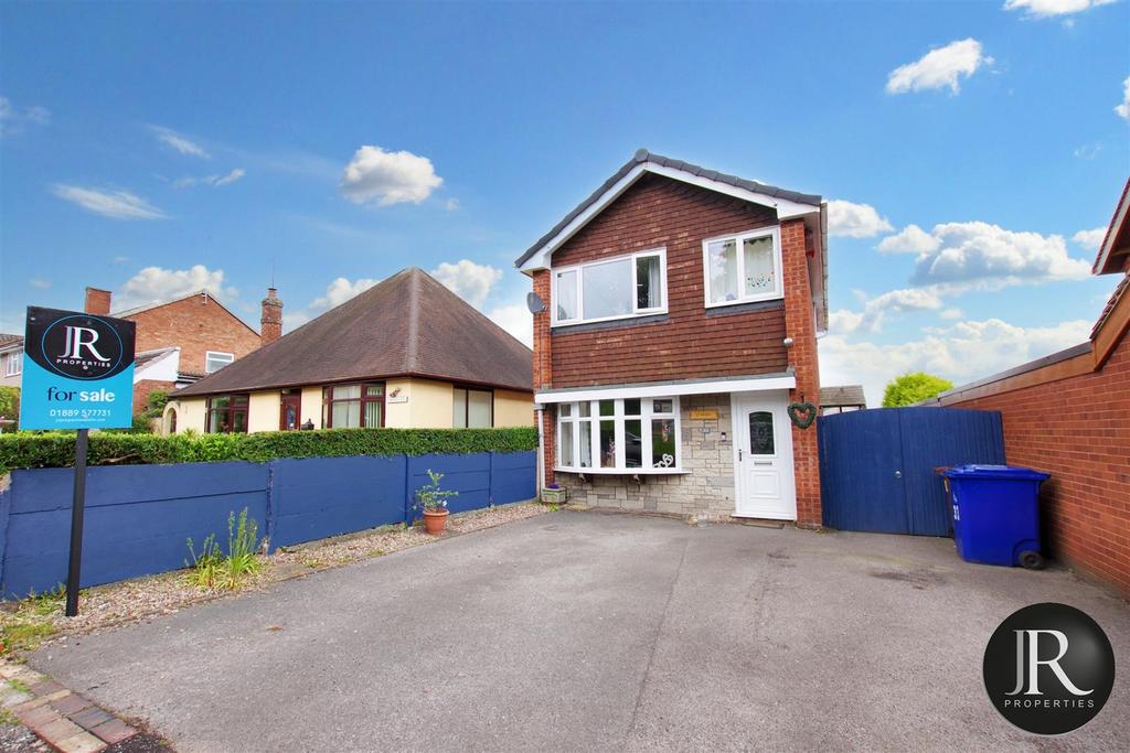 Green Lane, Rugeley WS15 3 bed detached house - £259,950