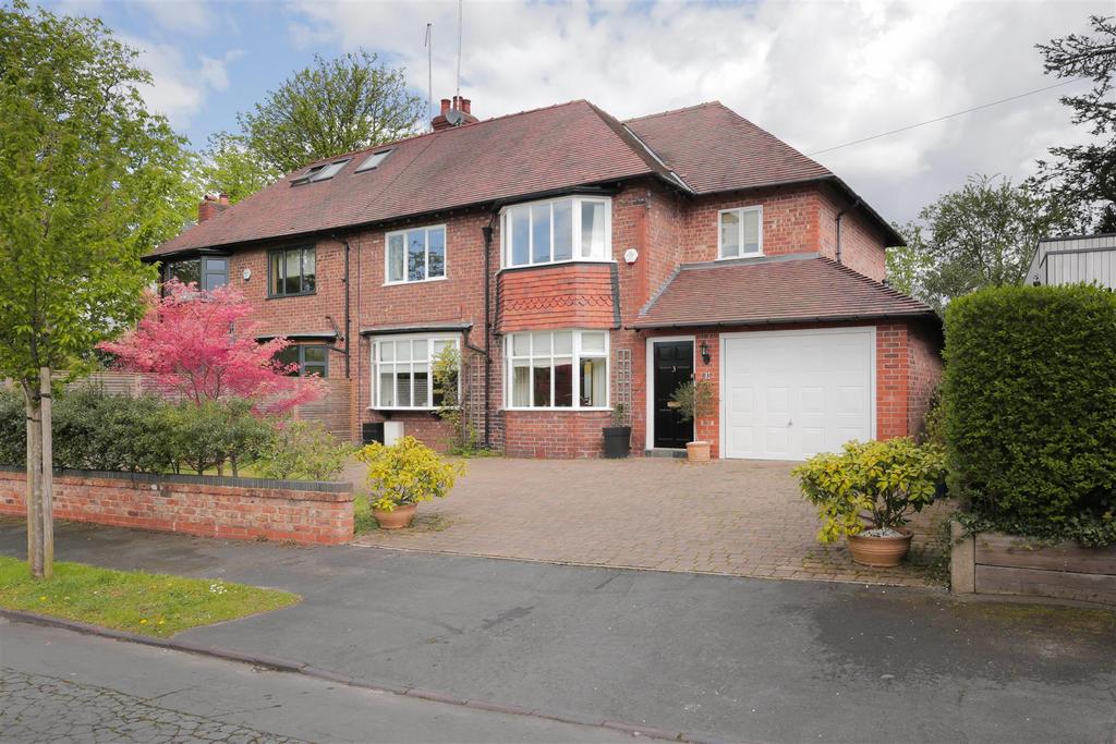 Crampton Drive, Hale Barns 4 bed semi-detached house - £735,000