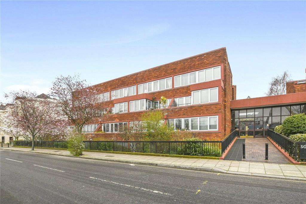 Silsoe House, 50 Park Village East... 2 bed flat for sale - £599,995