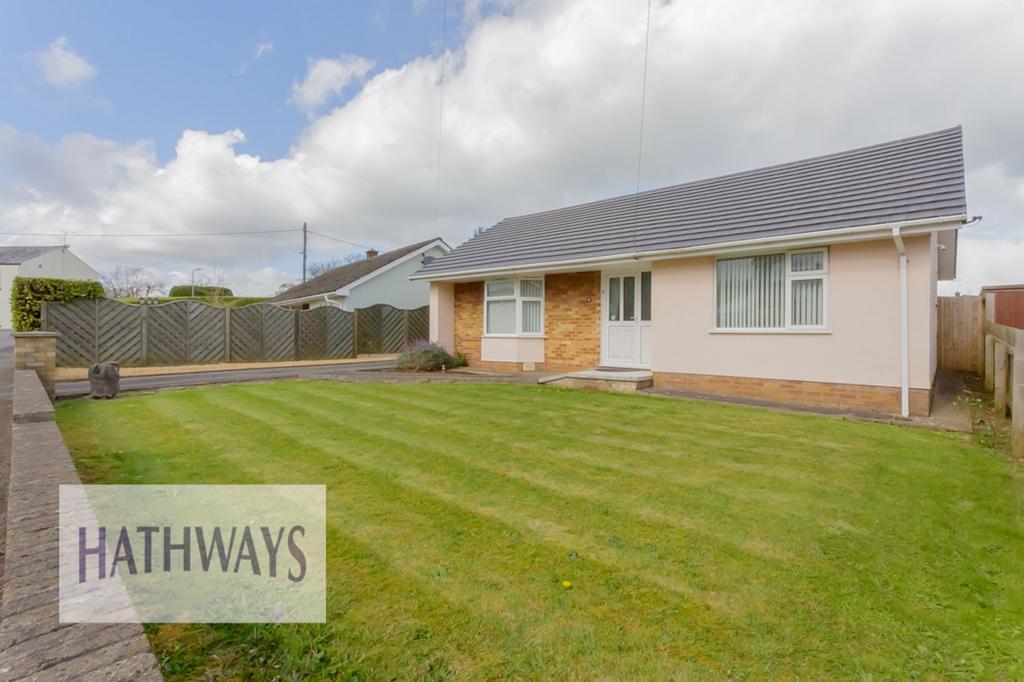 Hafod Road, Ponthir, NP18 2 bed detached bungalow - £290,000