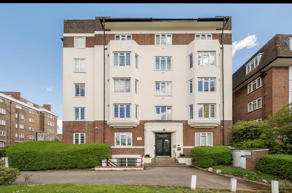 Hillcrest Court, West Hampstead... 1 bed apartment for sale - £325,000