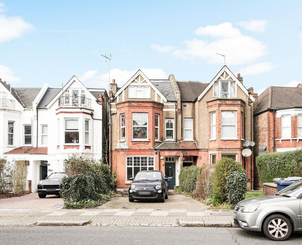 Hendon Lane, London, N3 2 bed apartment for sale - £474,000