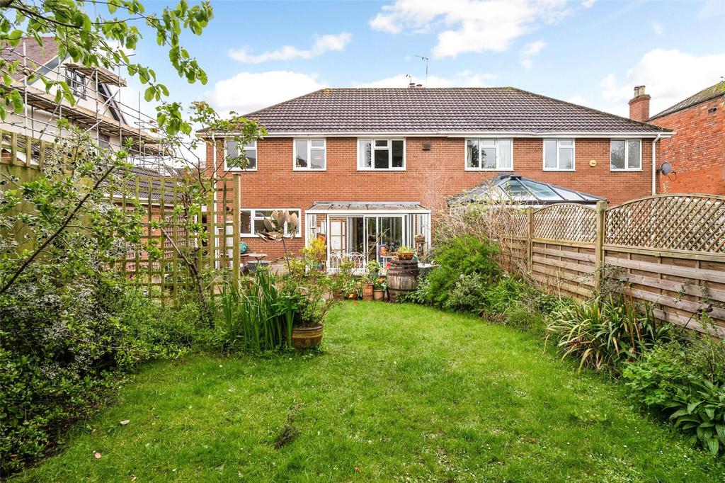 Libertus Road, Cheltenham... 4 bed semi-detached house - £575,000
