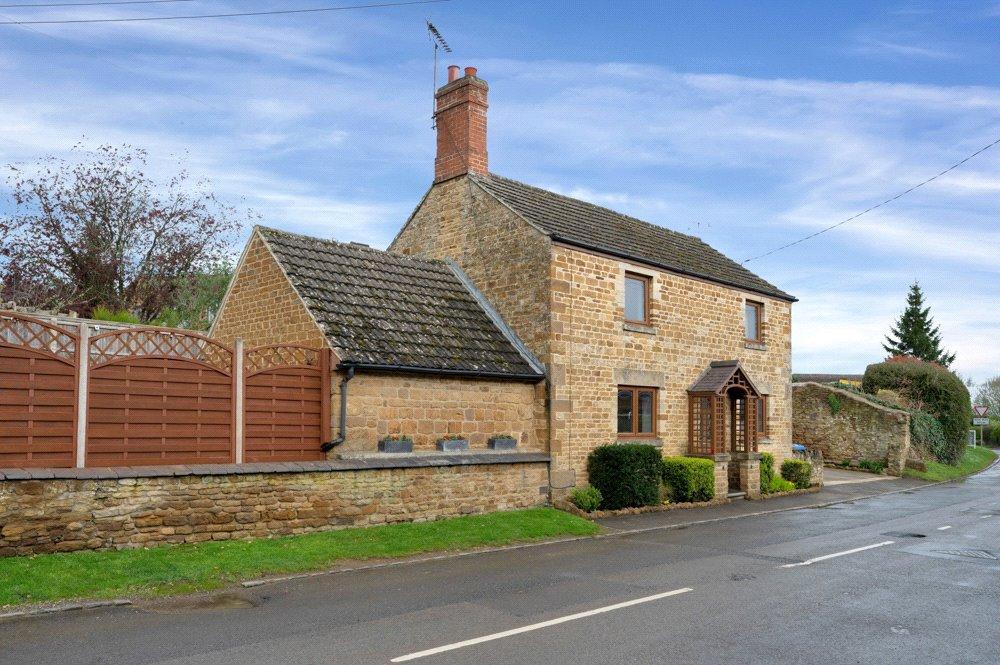 Stoke Albany, Market Harborough 5 bed detached house for sale - £570,000