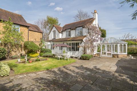 Houses for sale in Shepperton | OnTheMarket