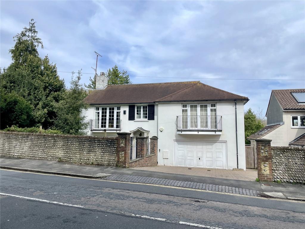 Compton Place Road, Eastbourne, East... 5 bed detached house - £695,000