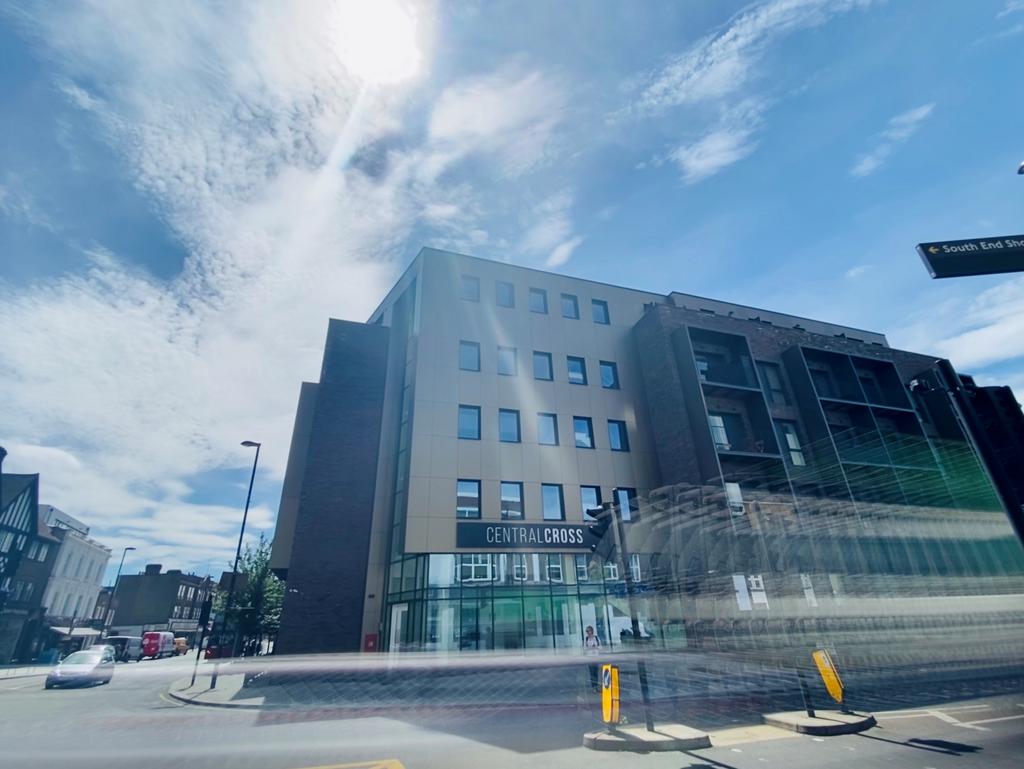 Central Cross 2 bed flat to rent - £1,650 pcm (£381 pw)