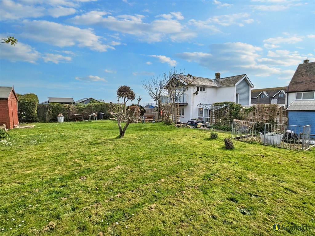 Lane End Road, Bembridge, PO35 5TB 3 bed detached house for sale - £730,000