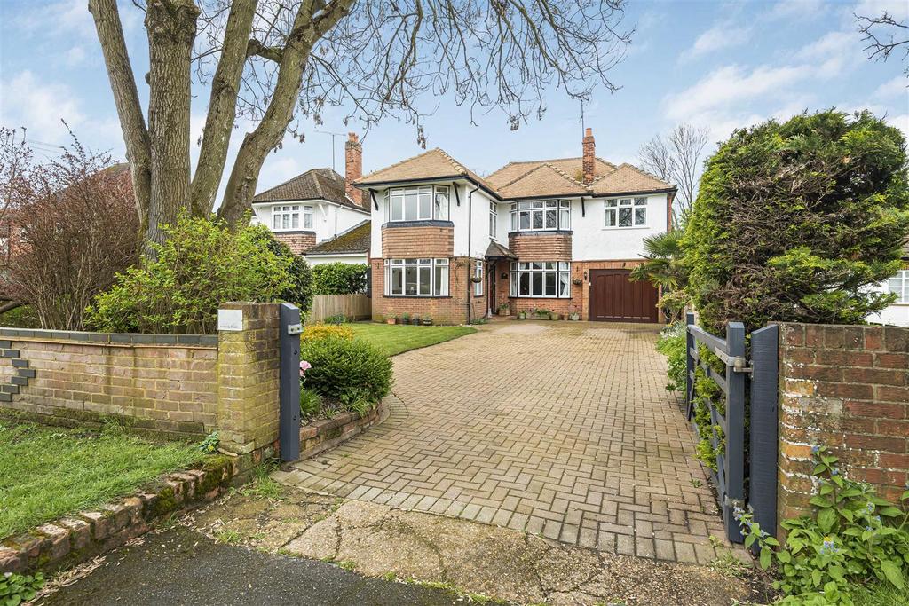 Reading Road, Woodley, Reading 5 bed detached house - £975,000