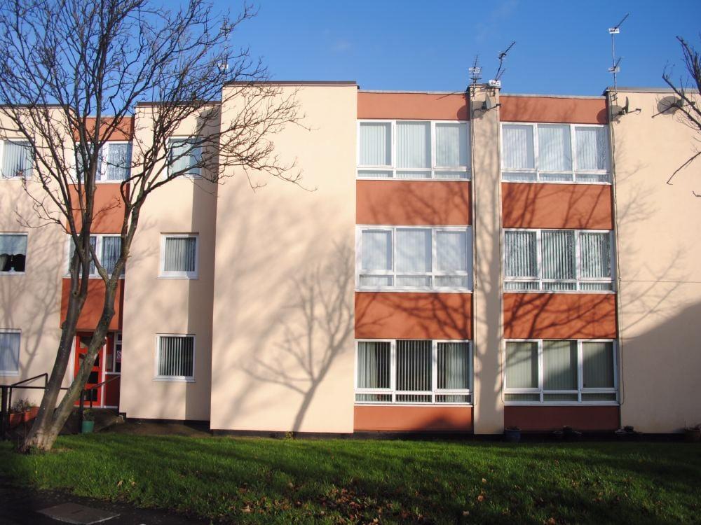 Eland Court, Naworth Drive... 2 bed flat for sale - £99,950
