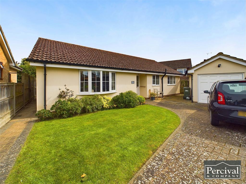 Queens Road, Earls Colne, Colchester... 2 bed bungalow - £425,000