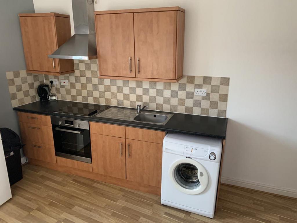 Leeds LS8 1 bed terraced house to rent - £700 pcm (£162 pw)