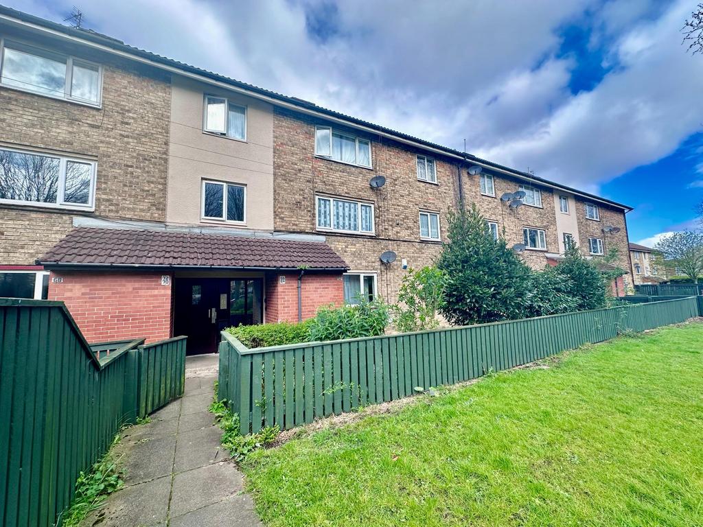 Rowanberry Road, Longbenton, NE12 2 bed flat - £90,000