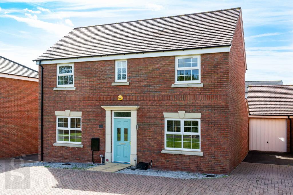 Bran Rose Way, Holmer, Hereford 4 bed detached house - £375,000