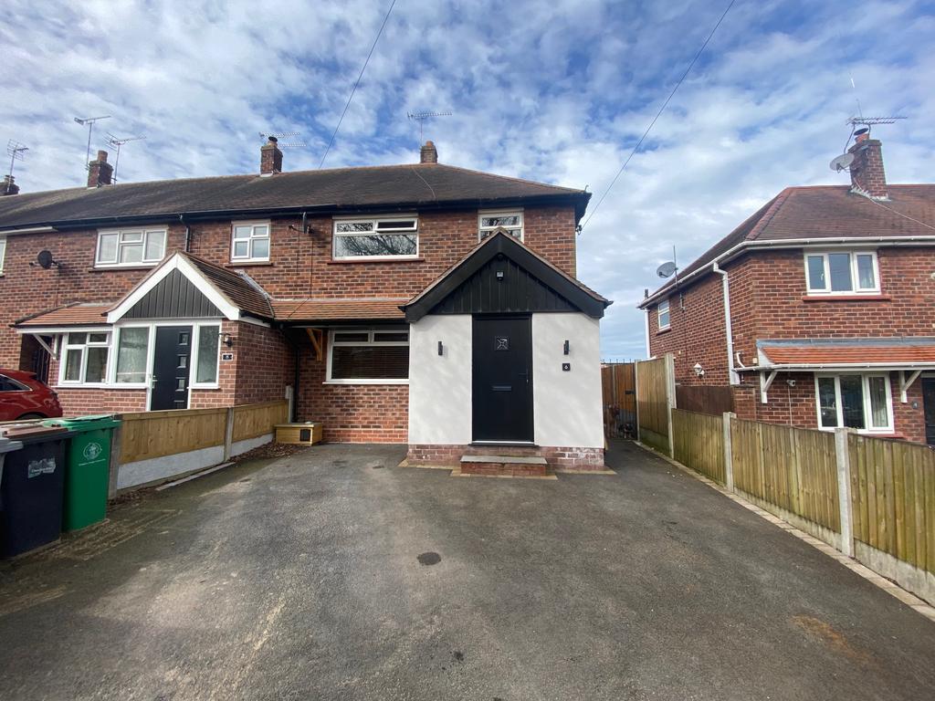Handforth Road, Crewe 3 bed end of terrace house - £180,000