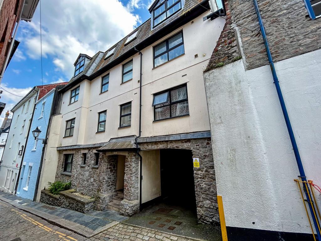 Stokes Lane, Plymouth, PL1 1 bed flat for sale - £110,000