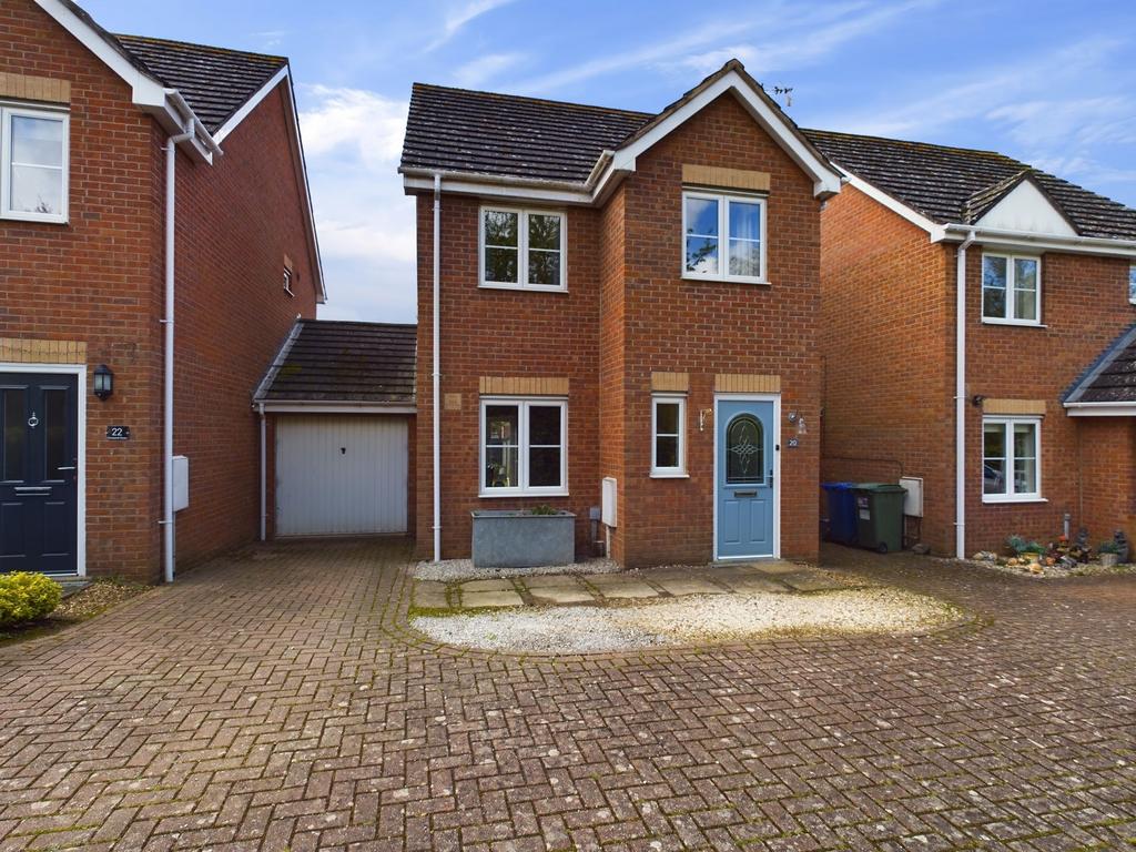 Campbell Close, Towcester, NN12 3 bed detached house - £345,000