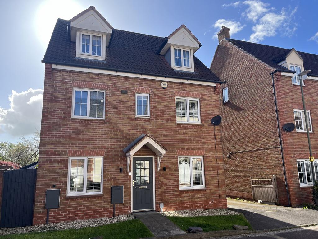 Walton Cardiff, Tewkesbury GL20 5 bed detached house - £460,000