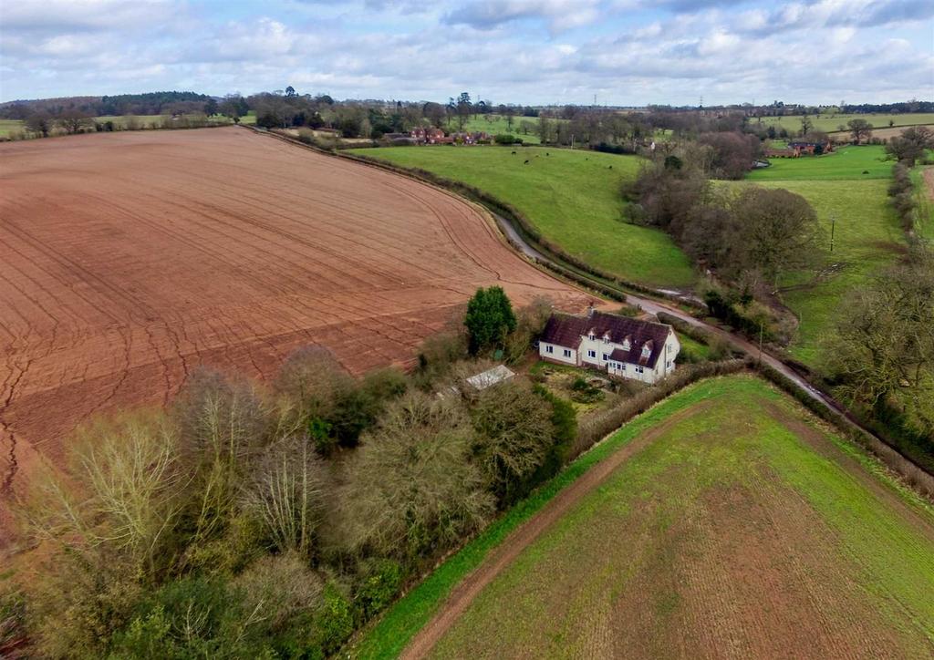 Mill Cottage, Lower Rudge, Pattingham, Wolverhampton 4 bed detached ...