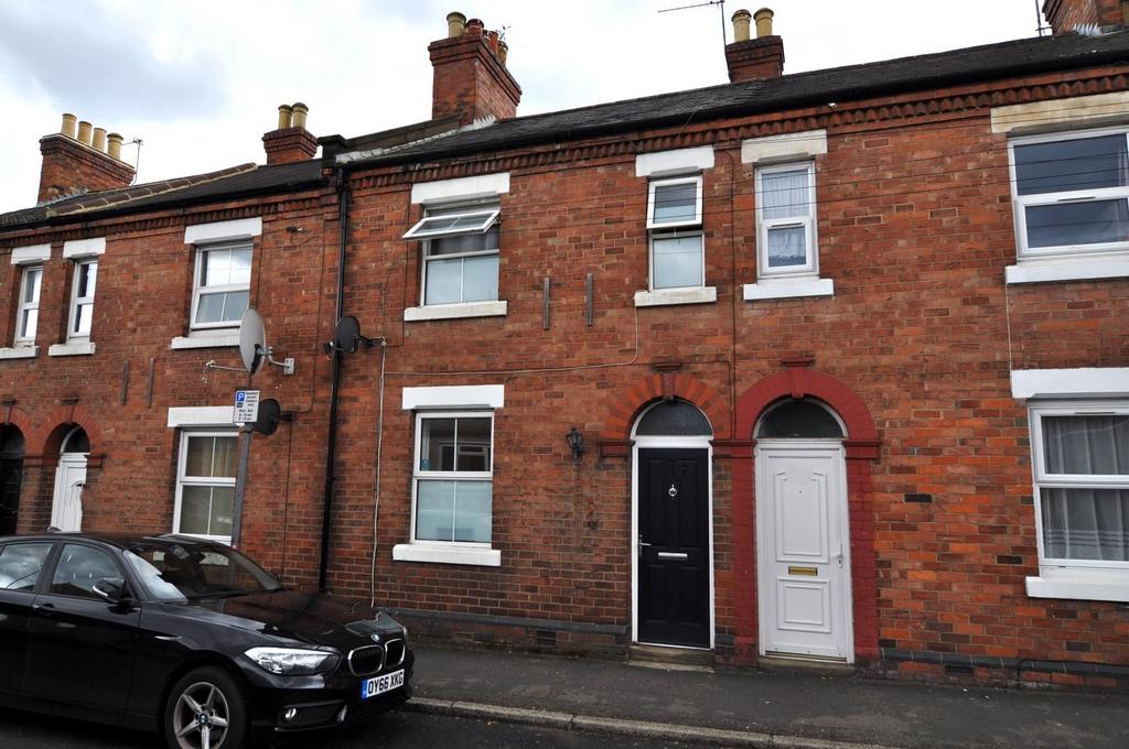 Leavesden Road, Watford WD24 3 bed terraced house - £400,000