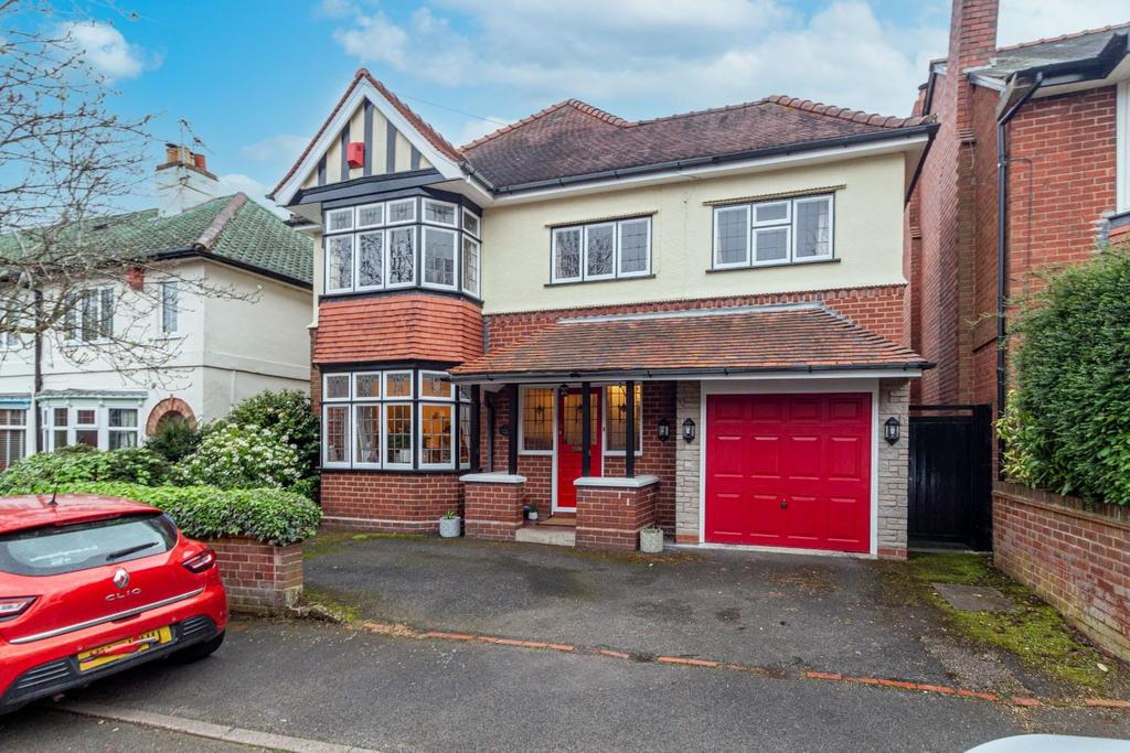 South Avenue, Stourbridge, DY8 3XY 4 bed detached house - £575,000