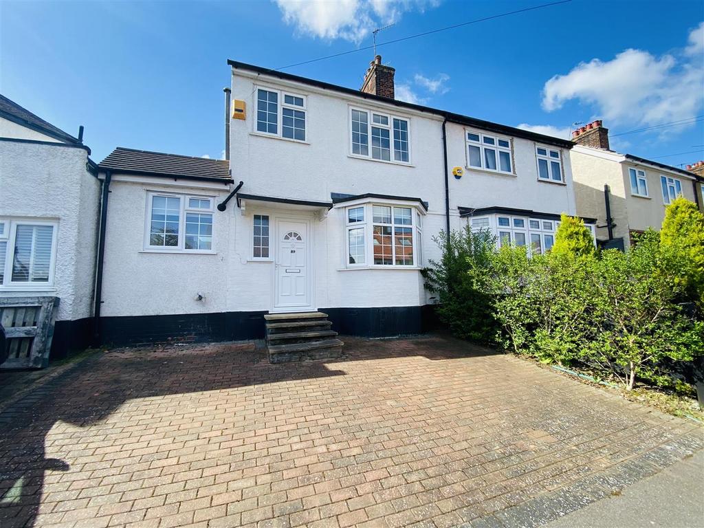 Melbourne Road, Bushey WD23 3 bed house for sale - £579,950